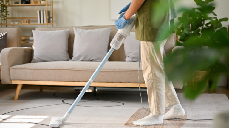 Roommate Etiquette: How to Share Space Peacefully